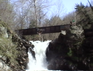 Powder Hole - iCliffDive.com